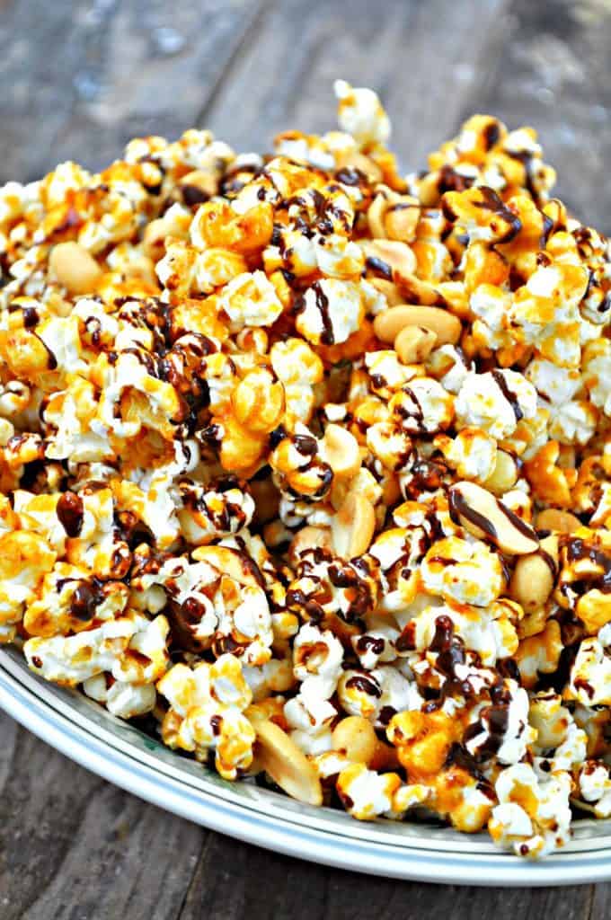 Vegan Snickers Popcorn - Rabbit and Wolves