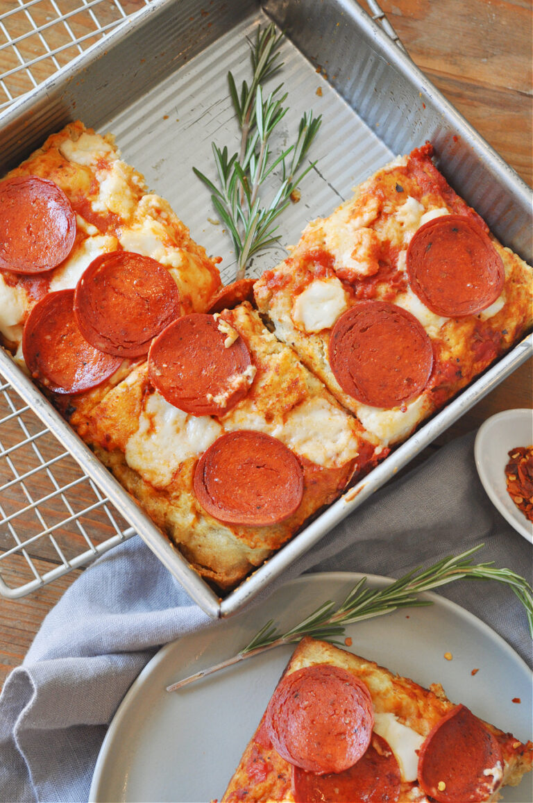Vegan School Lunch Pan Pizza(No Yeast!) - Rabbit and Wolves