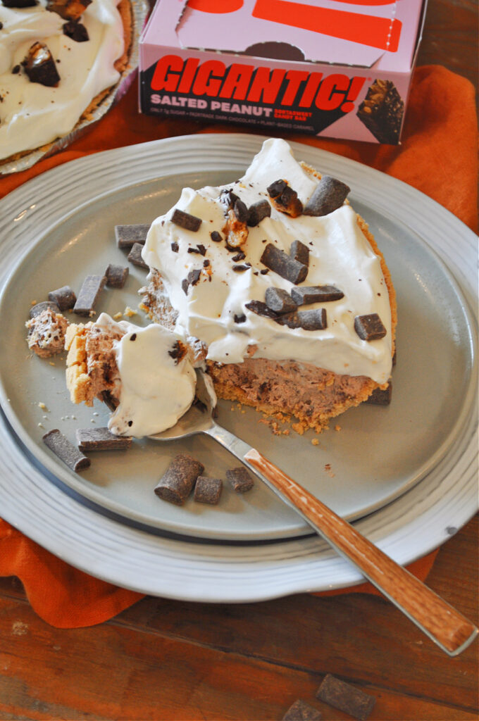 The Best Vegan Candy Bar Pie - Rabbit and Wolves